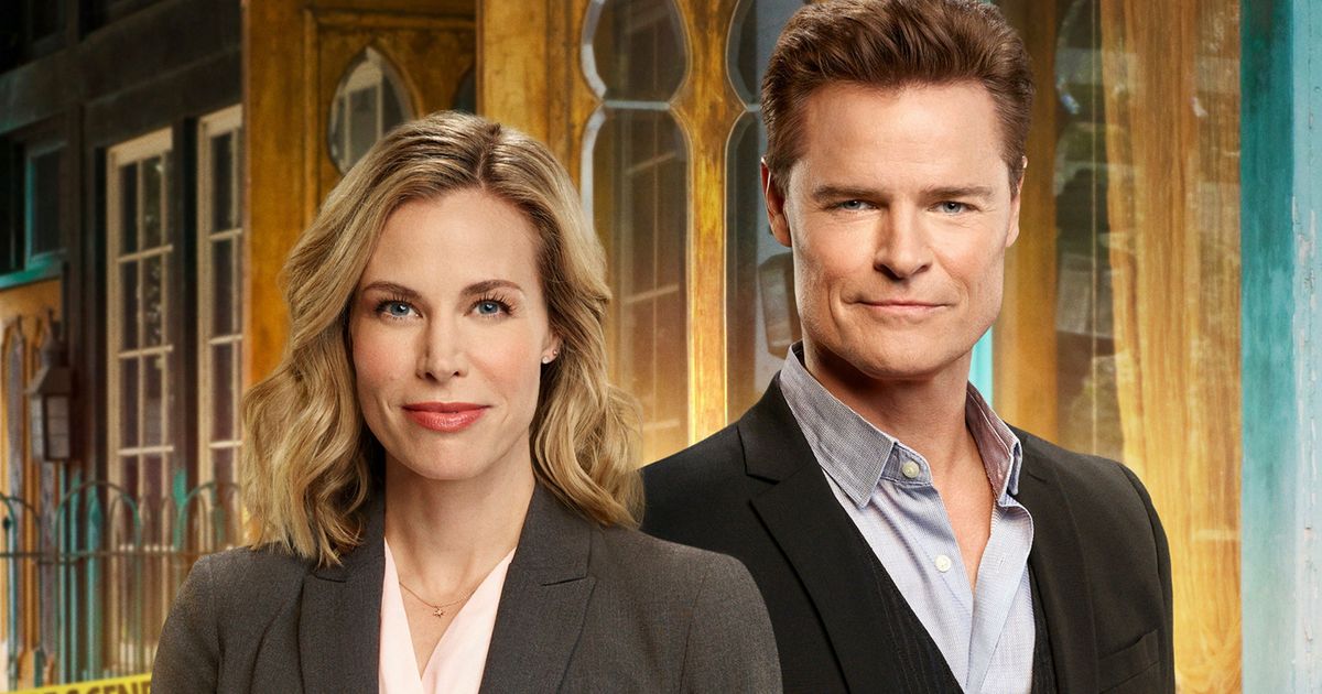 Roux the Day: A Gourmet Detective Mystery